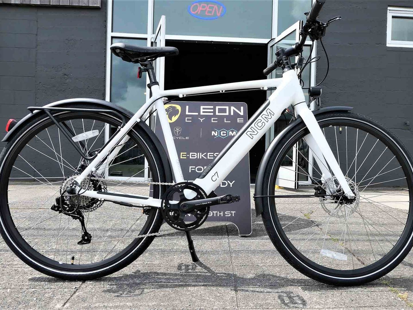 Leon Cycle NCM C7 Review | Cycle Volta