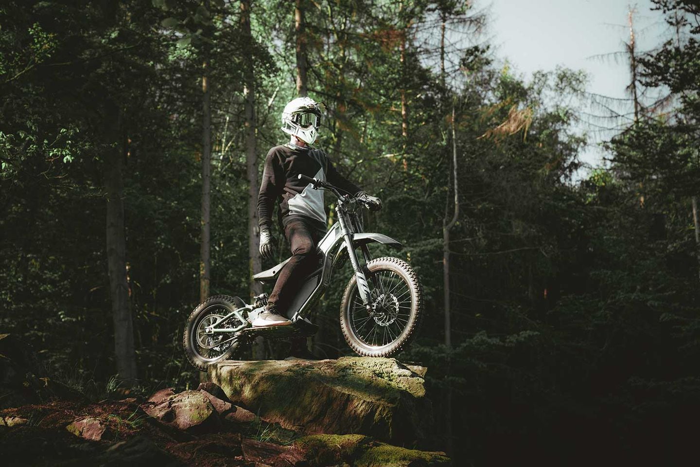 Kuberg Ranger Electric Motorcycle First Look | Ride Review