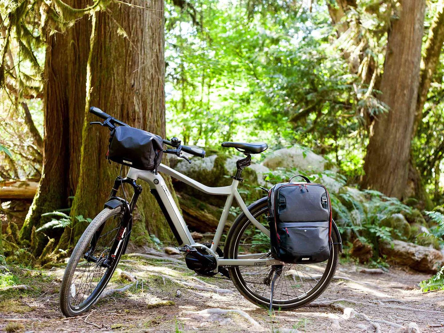 Review: Two Bags by Two Wheel Gear | Cycle Volta